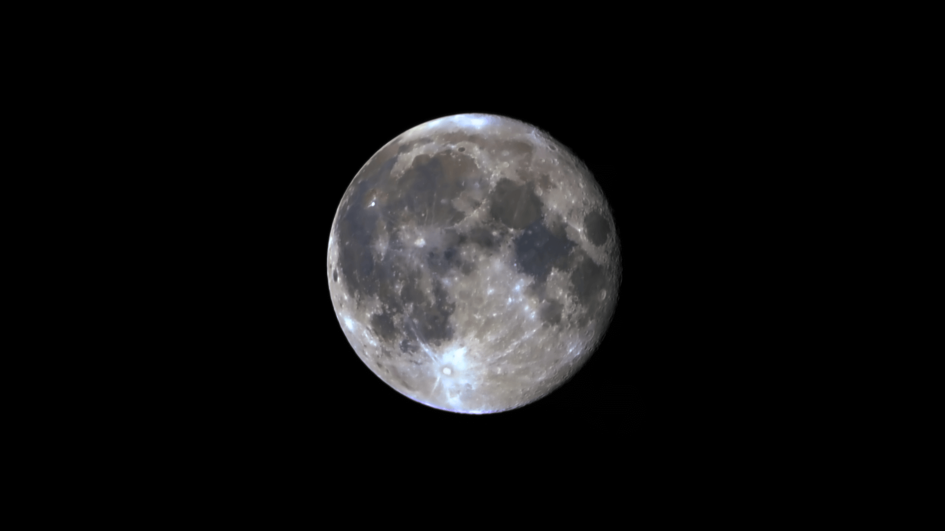 Photographing The Moon with a Sigma 150-600mm Lens